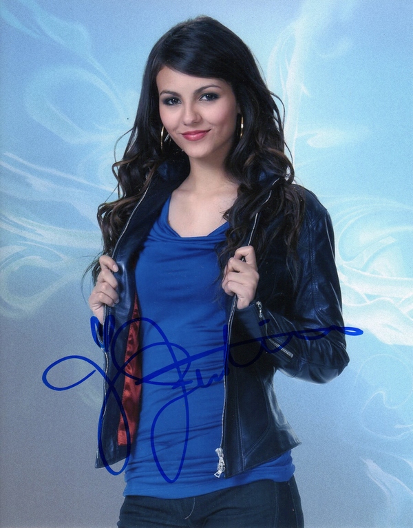 Victoria Justice Signed 8x10 Photo Victorious 7 - Memorabilia For Less