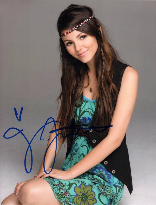 Victoria Justice Signed 8x10 Photo Victorious 3 - Memorabilia For Less