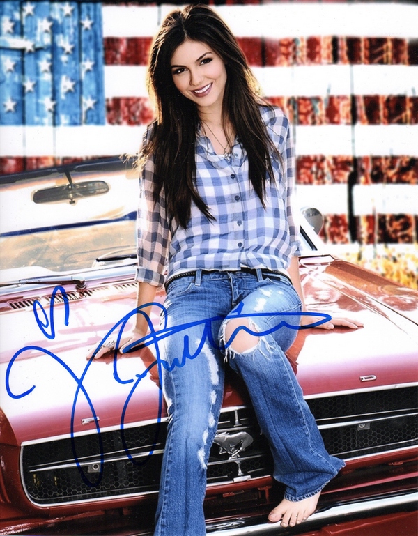 Victoria Justice Signed 8x10 Photo Victorious 4 - Memorabilia For Less