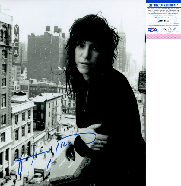Singer Patti Smith Signed 11x14 Photo PSA/DNA - Memorabilia For Less