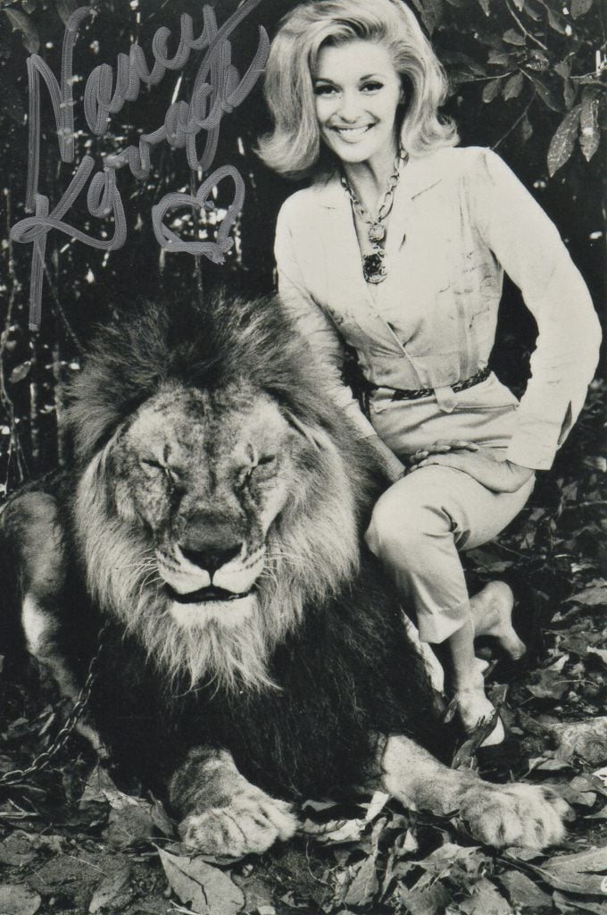 Nancy Kovack Signed 4x6 Photo - Memorabilia For Less