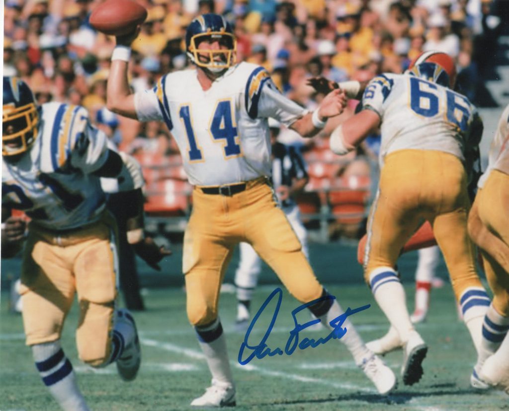 San Diego Chargers Dan Fouts Signed 8x10 Photo - Memorabilia For Less
