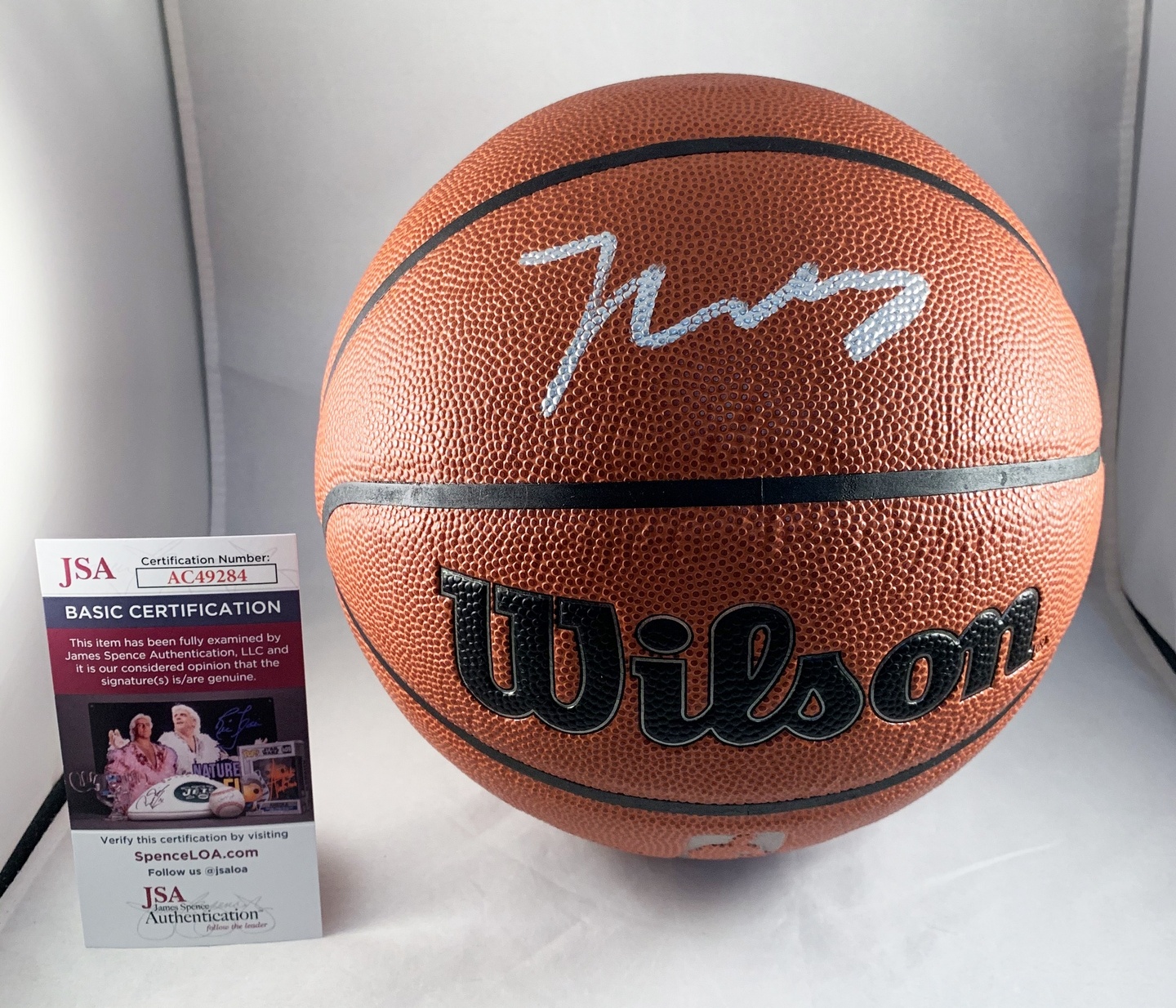 Oklahoma City Thunder Josh Giddey Signed Basketball JSA - Memorabilia ...