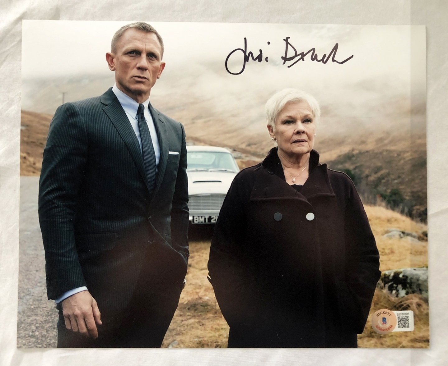 Judi Dench Signed 8x10 Photo 007 Beckett BAS - Memorabilia For Less