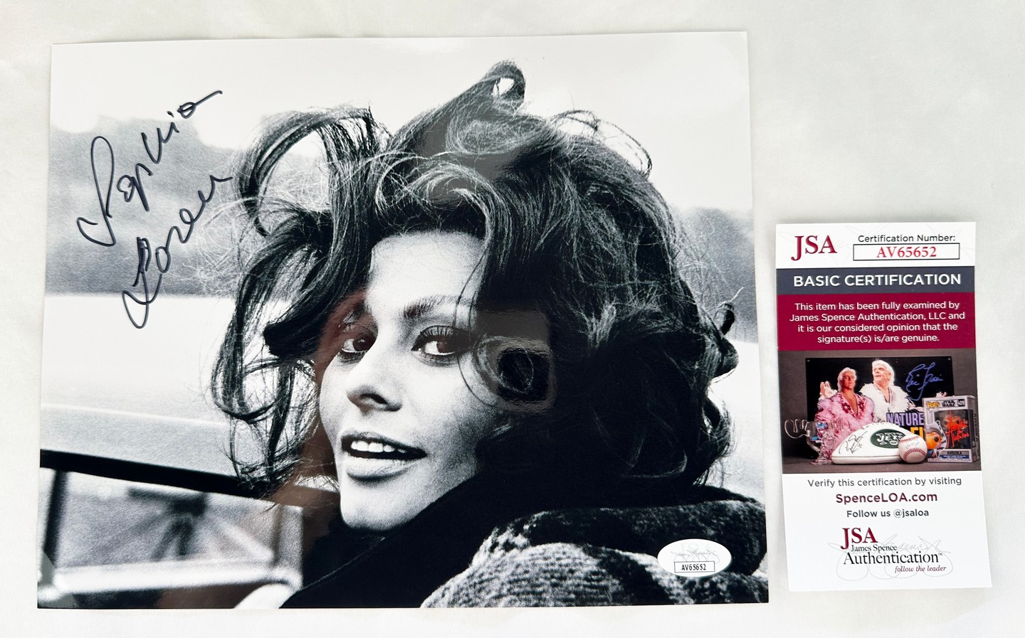 Sophia Loren Signed 8x10 Photo JSA 4 - Memorabilia For Less