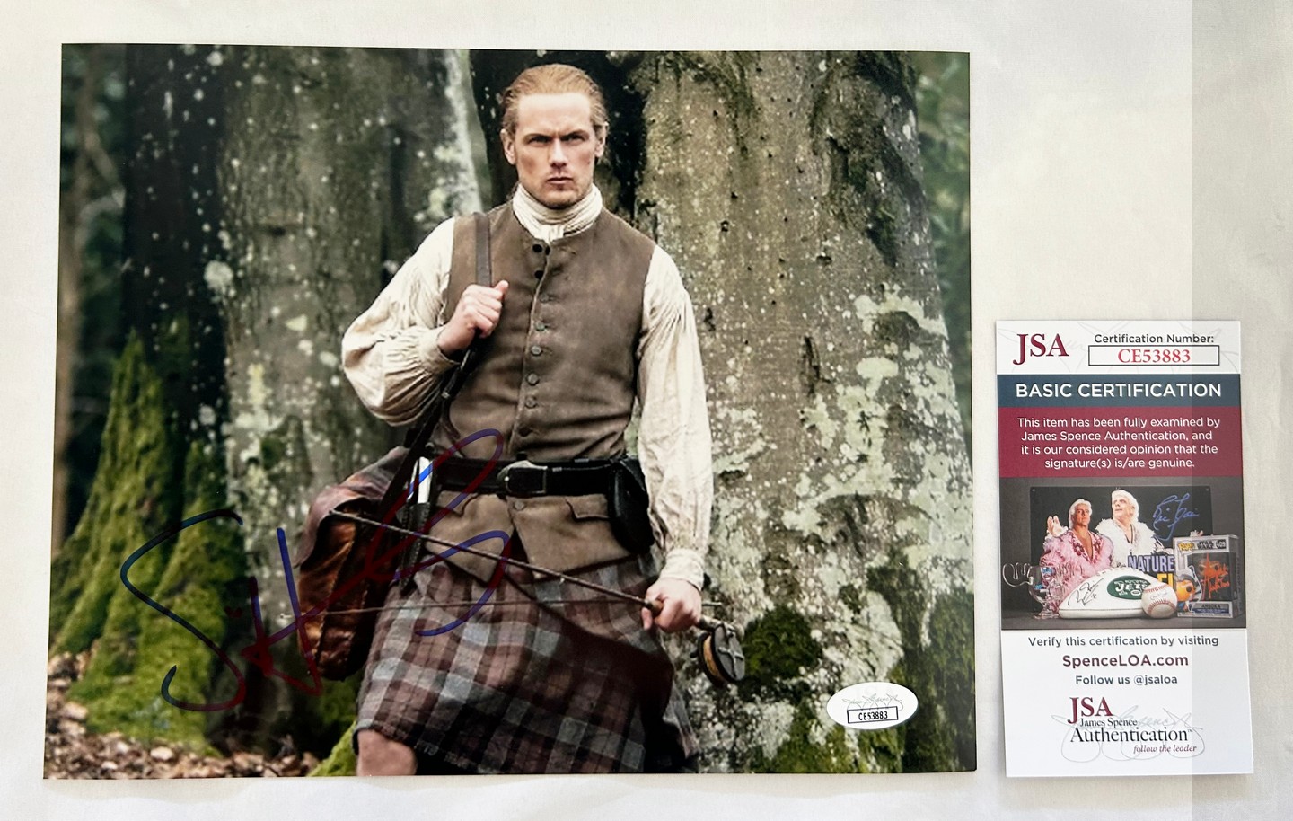 Sam Heughan Signed 8x10 Photo Outlander JSA 12 - Memorabilia For Less
