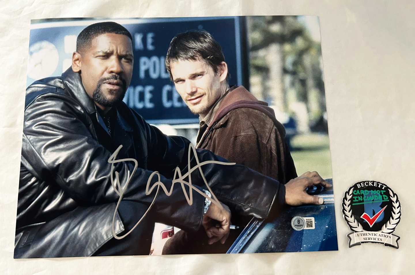 Ethan Hawke Signed 11x14 Photo Training Day Beckett BAS - Memorabilia ...